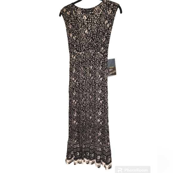 Mlle Gabrielle | Dresses | Mlle Gabrielle Floral Paisley Print Maxi ...